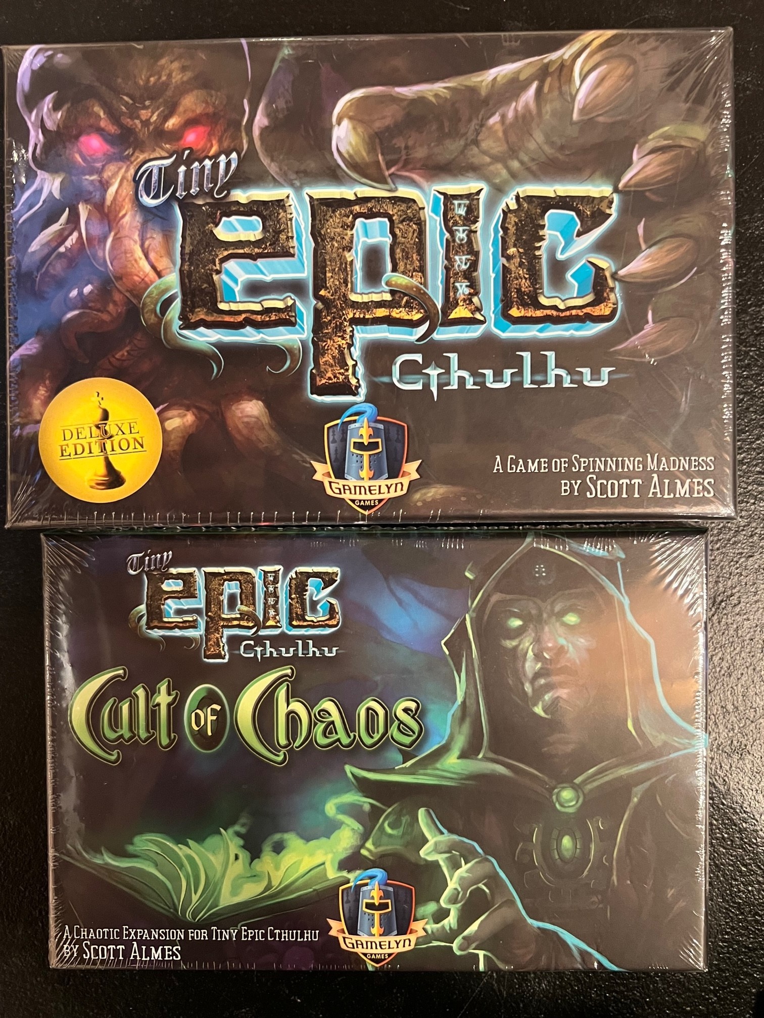 Tiny Epic Cthulhu Bundle - The Wandering Dragon Game Shoppe | Thistle ...