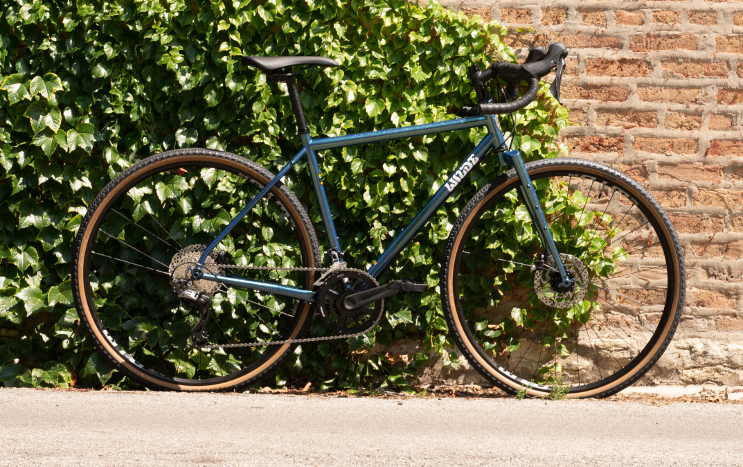 Wilde Wilde Rambler Gravel GRX 2x11 - Comrade Cycles