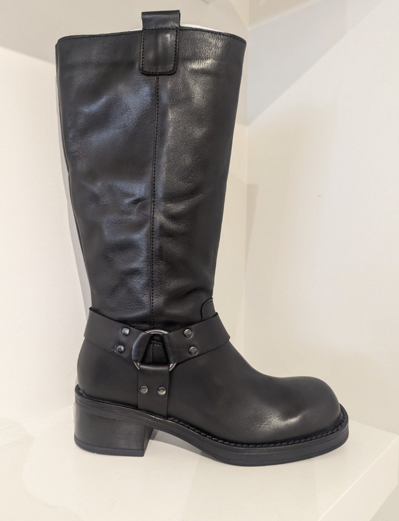 Atelier Bo Boot - Lac Boutique