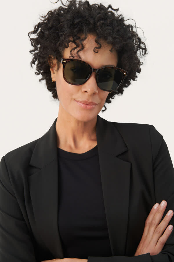 Part Two Narian SG - Lac Boutique