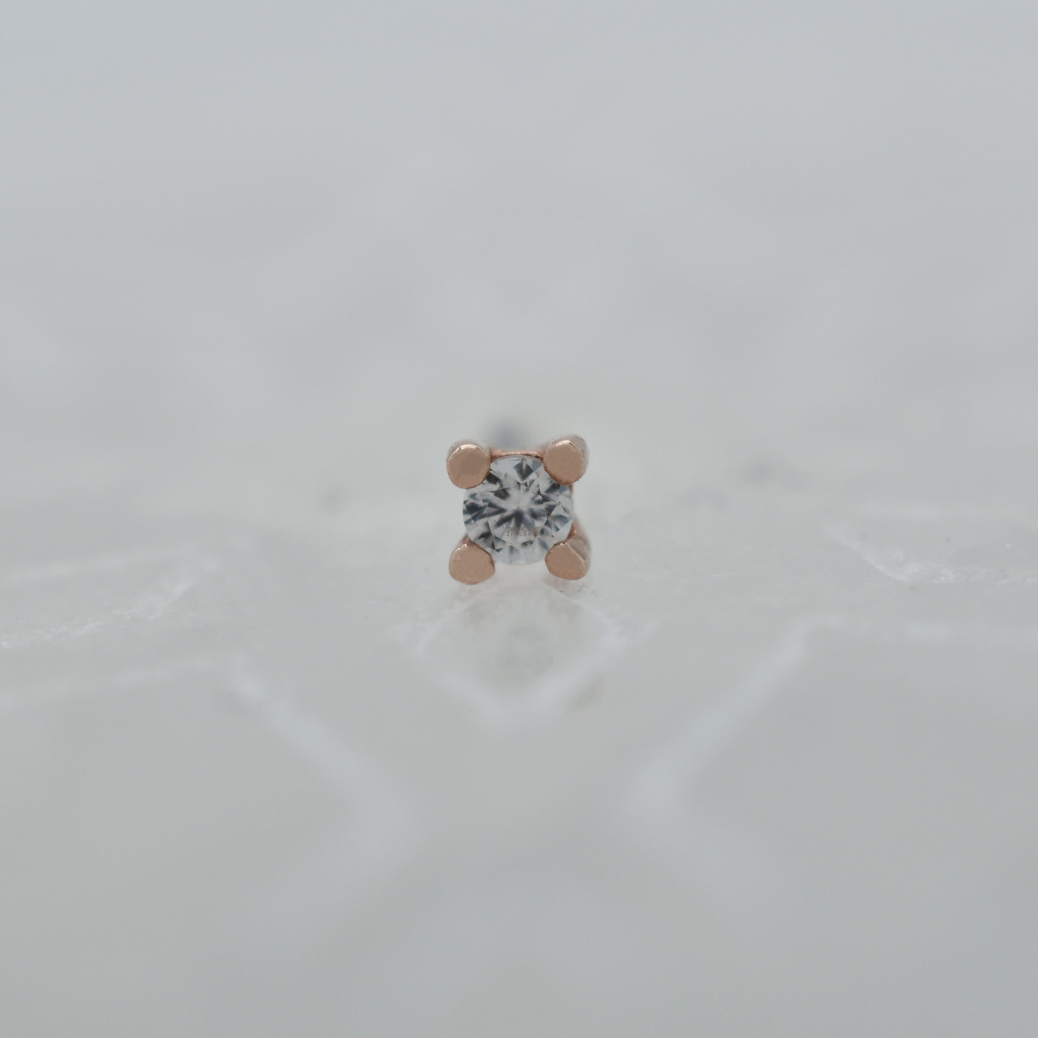 Buddha jewelry threadless Prong with 1.5mm CZ RG - Enigma Professional ...