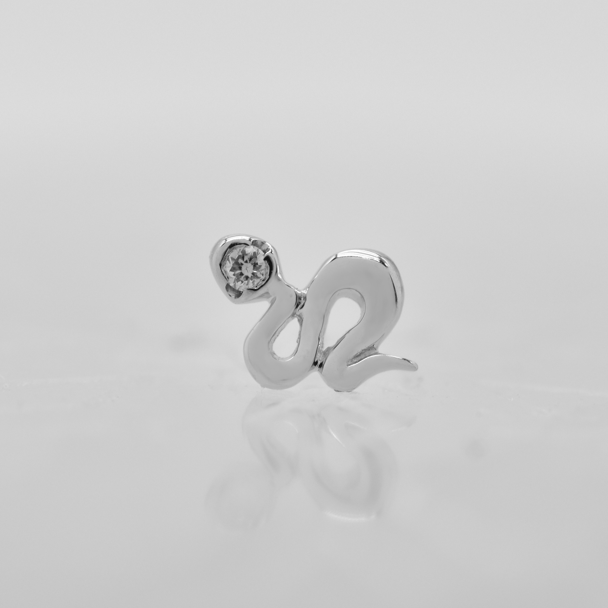 Modern Mood threadless Viper Mini Snake with White Diamond High Polish ...