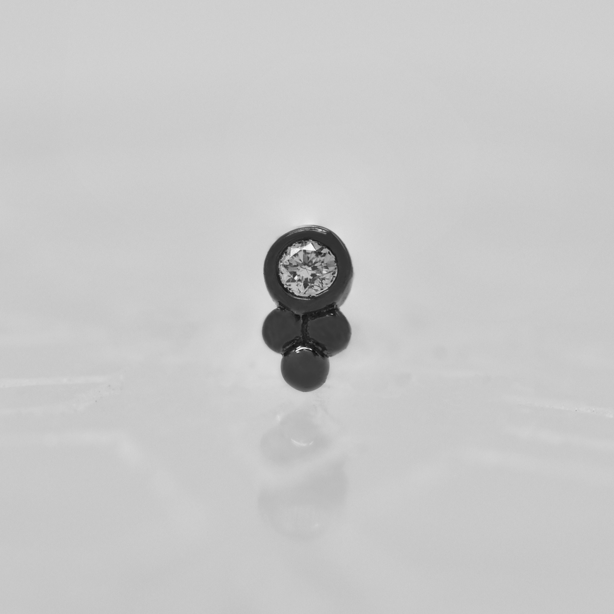 BVLA threadless WG BLACK RHODIUM Round Bezel and tri bead accent with 1 ...