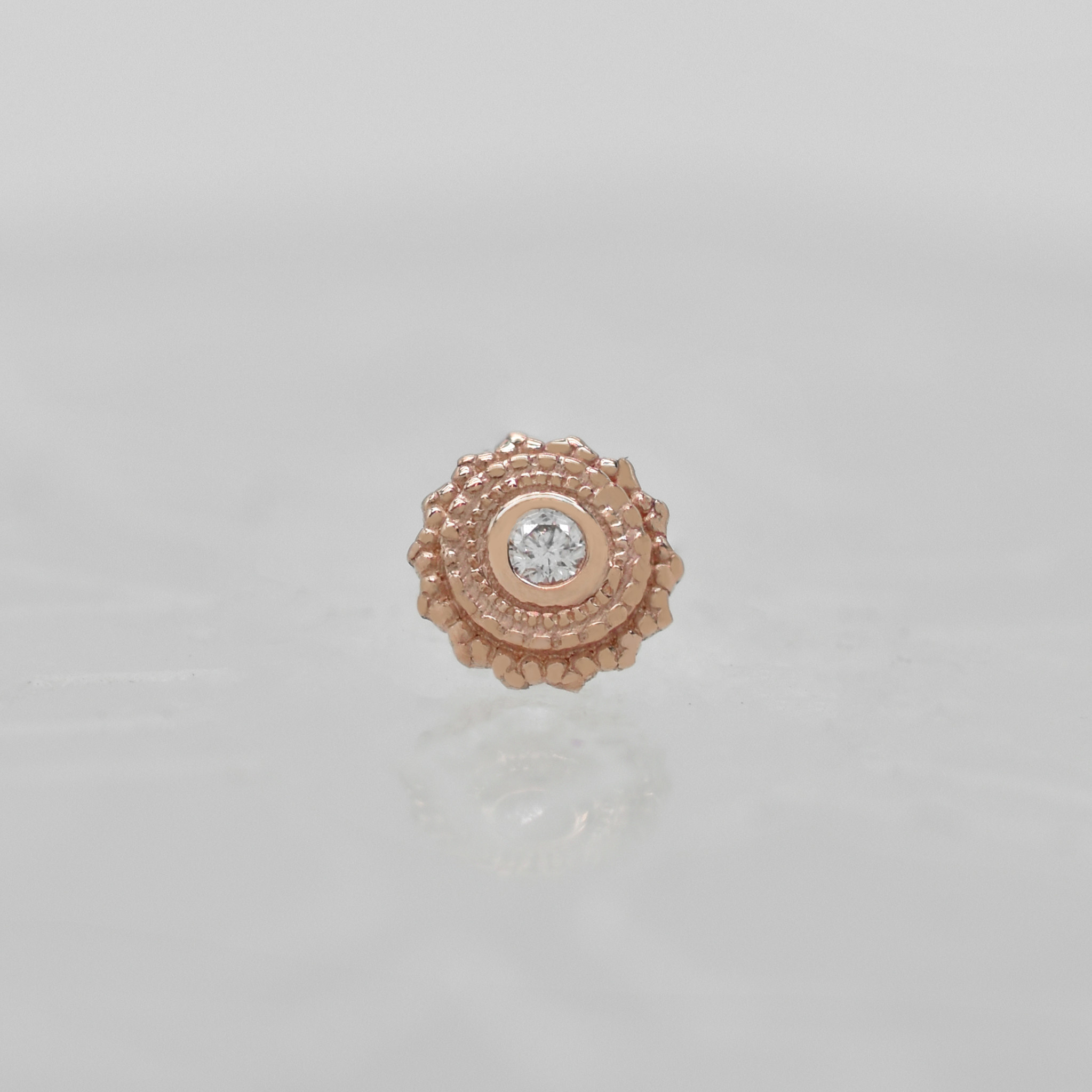 BVLA 18g / 16g threaded RG Afghan 4mm with 1.25 WHITE DIAMOND - Enigma Professional Piercing Adams