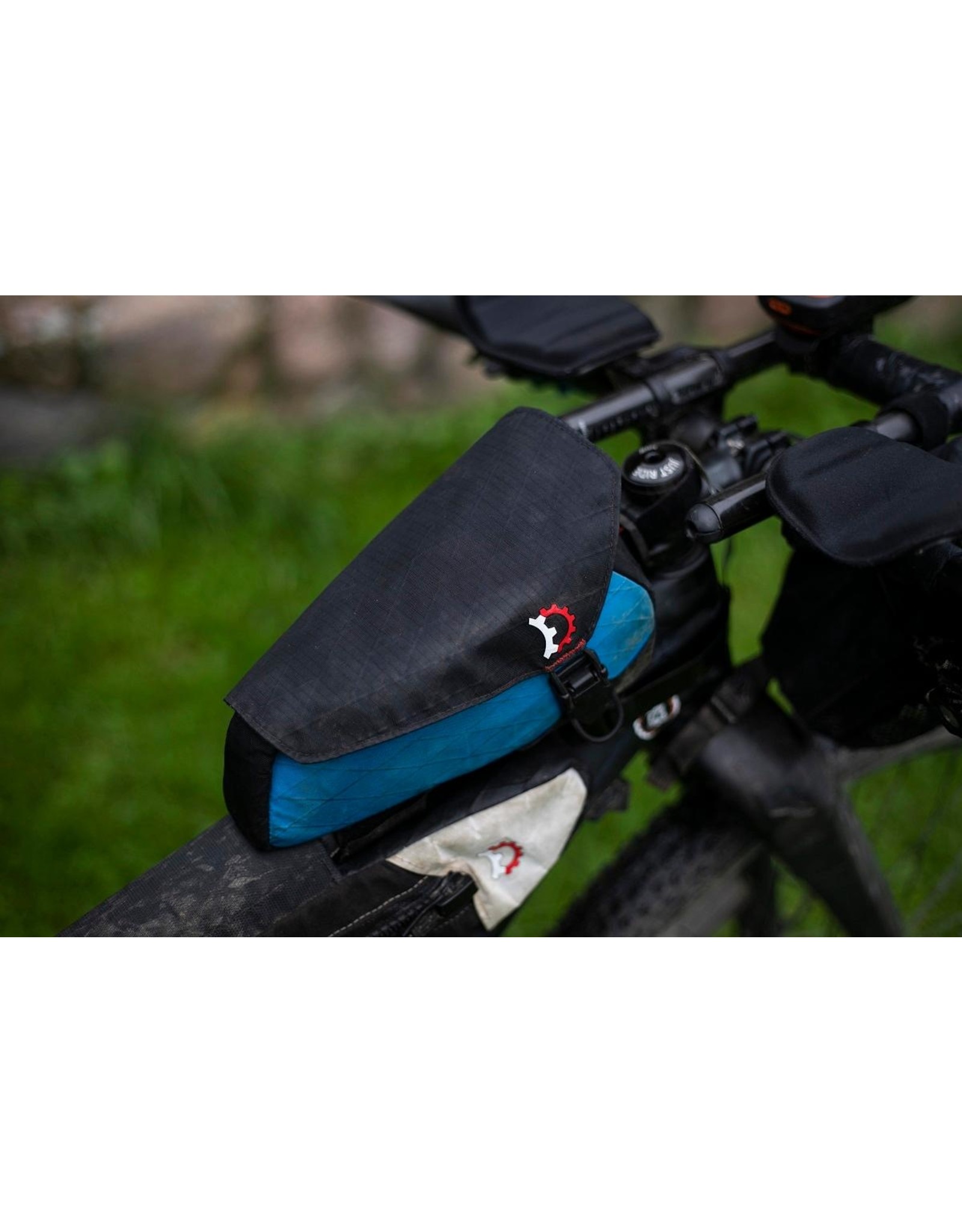 REVELATE MAG-TANK 2000 - Roll Cycles Tasmania