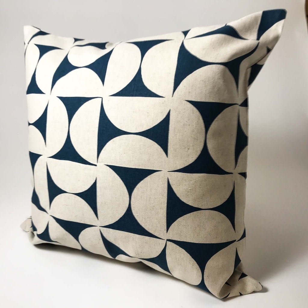 PILLOW COVER 50X50 BLUE PINWHEEL - boréal