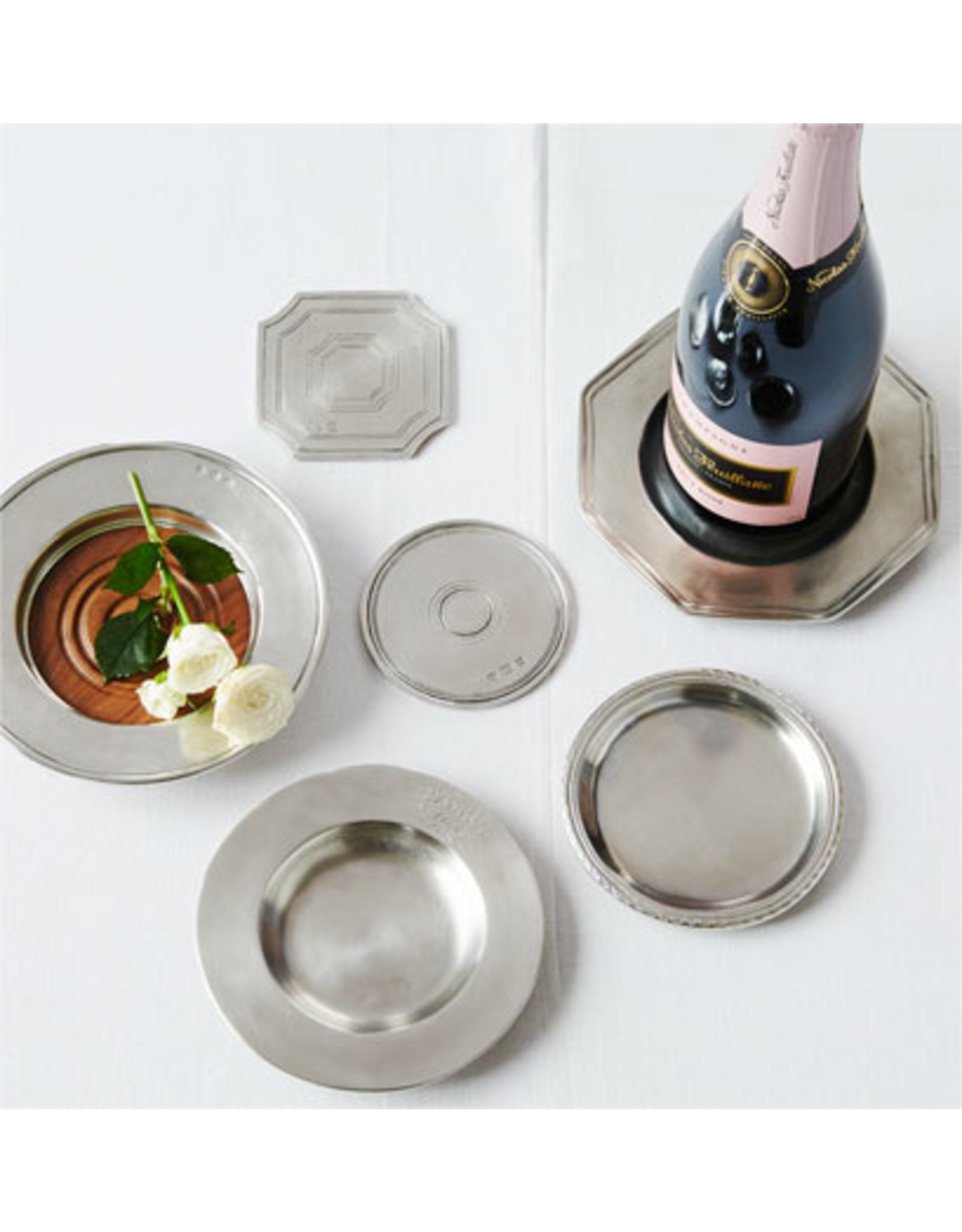 Scallop Rimmed Bottle Coaster - The Collector's House