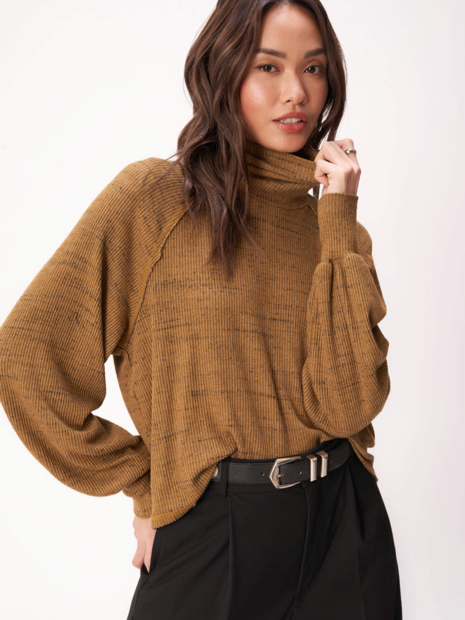 T E E S - L A D Y J O N E S