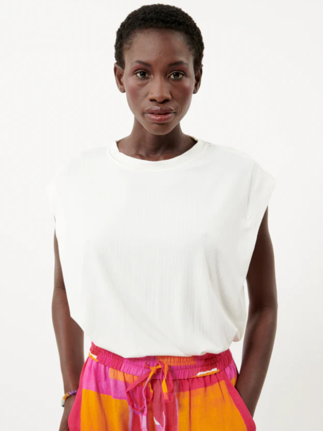 T O P S - L A D Y J O N E S