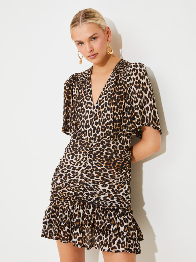 LADY JONES - L A D Y J O N E S