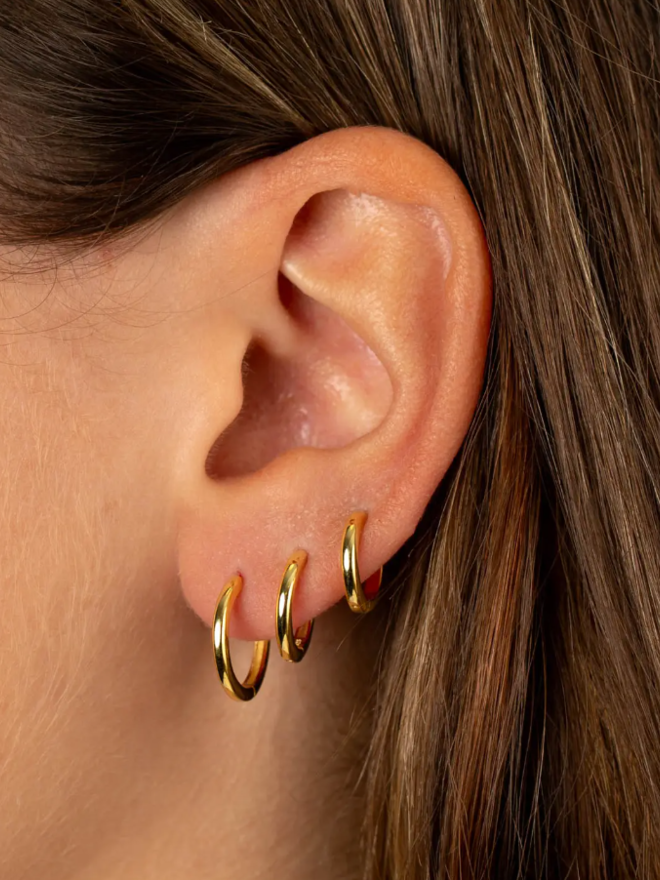 LADY JONES - L A D Y J O N E S