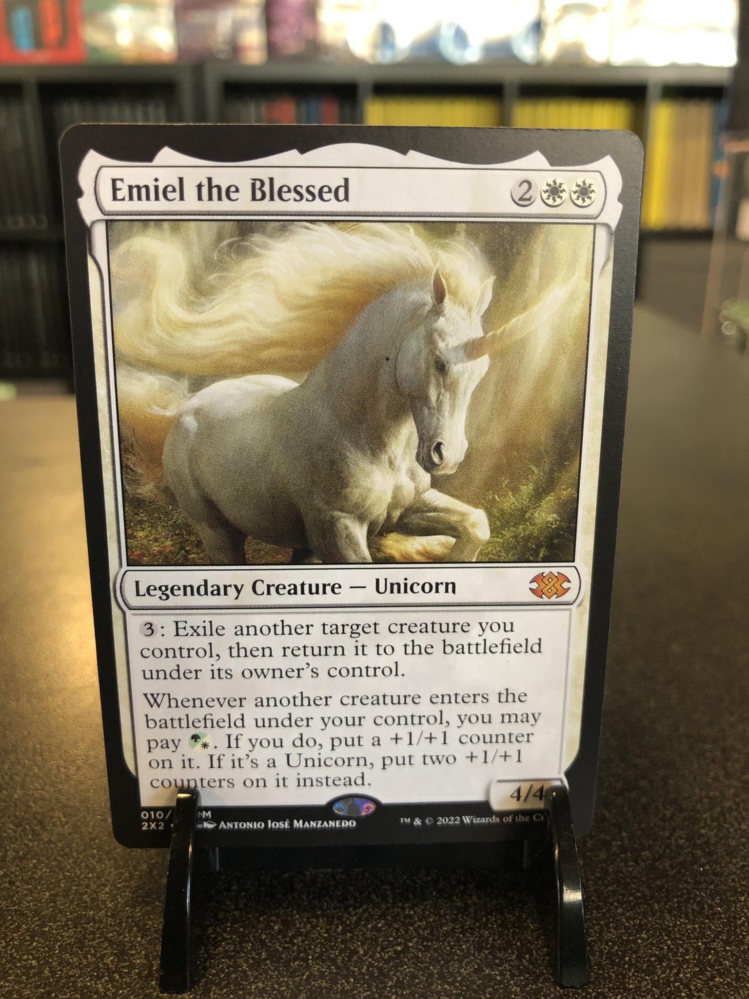 Magic Emiel the Blessed (2X2) - The Deck Box