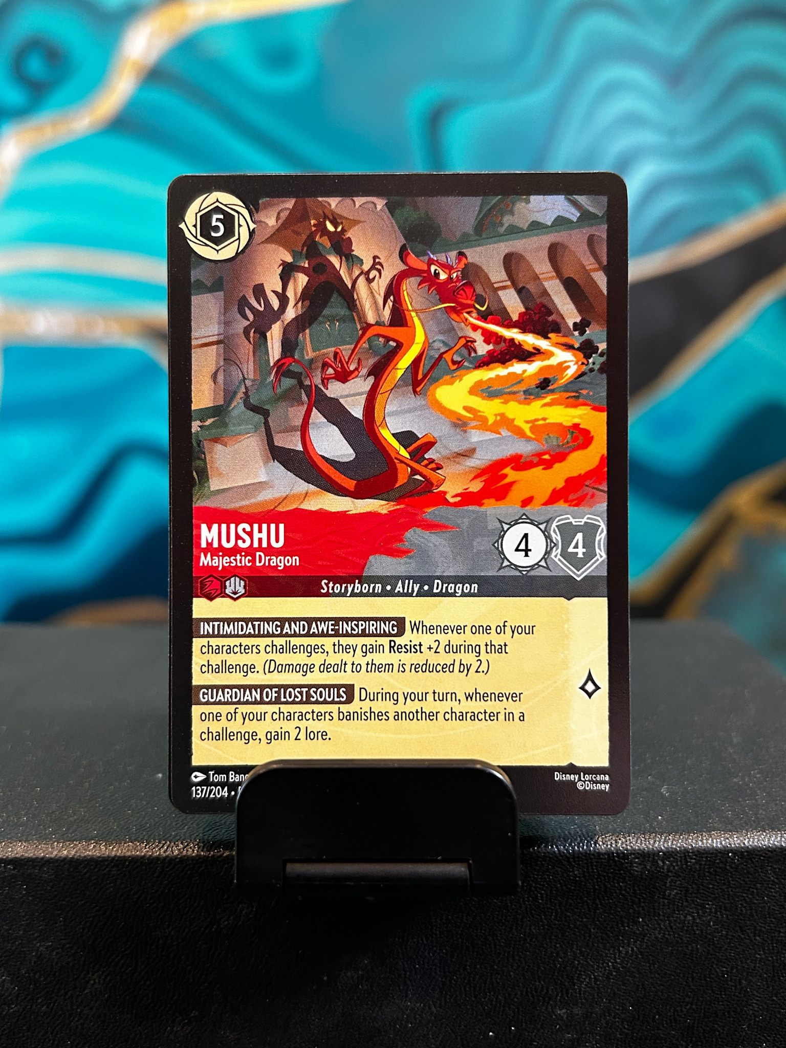 Mushu - Majestic Dragon 137 (ARI) - The Deck Box