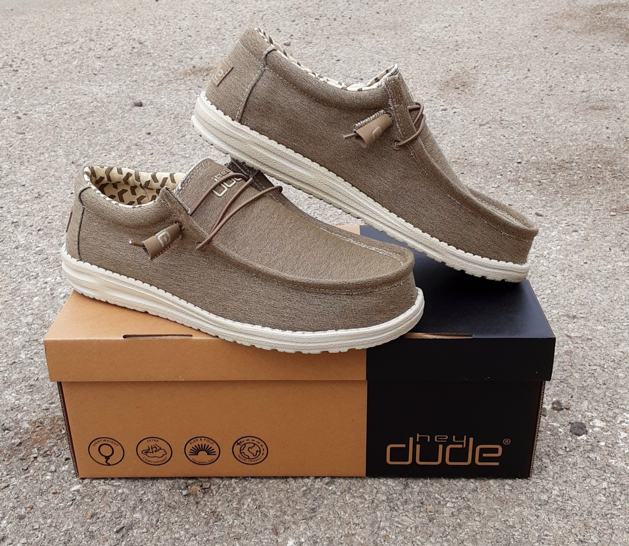 Hey Dude Wally Stretch Tobacco - Blanton-Caldwell