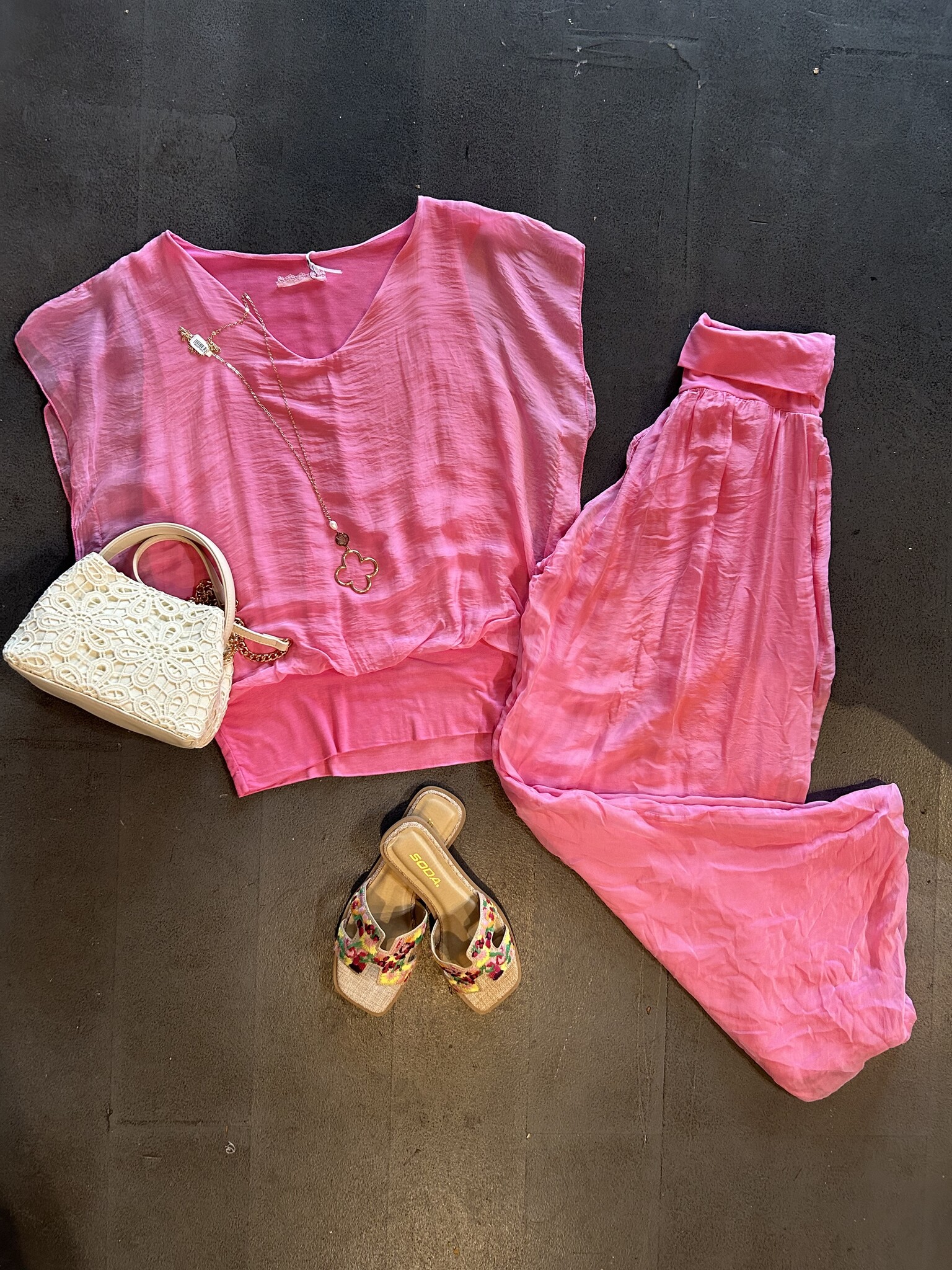 silk band btm top 3914 - Towne Boutique