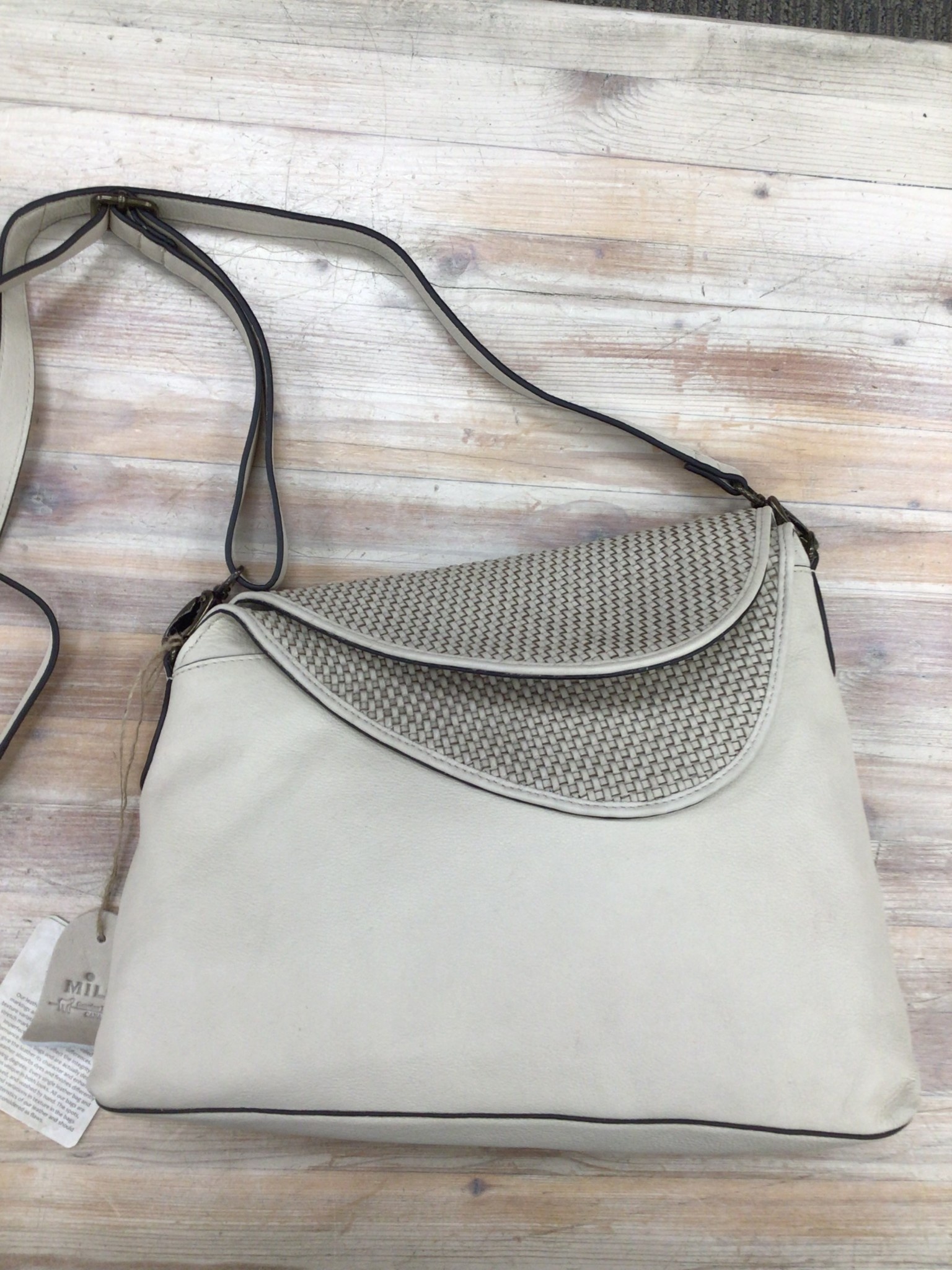 Milo #073 - Shoes & M'Orr