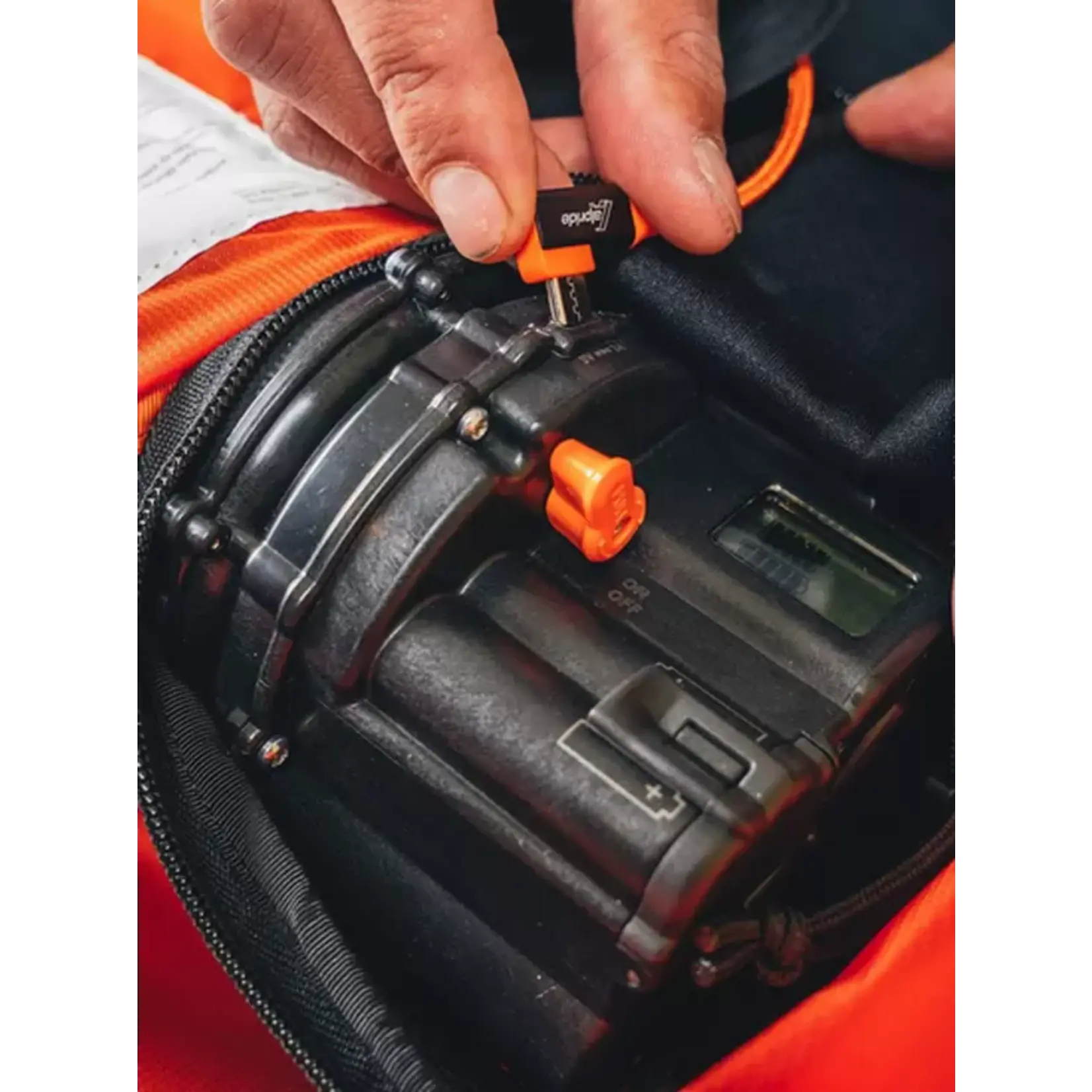 Float E2 25L - Golden Sports Inc.