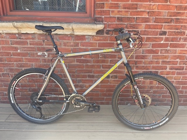 Lightspeed Obed Titanium Restomod - 19" / Large (Avery) - Firehouse ...