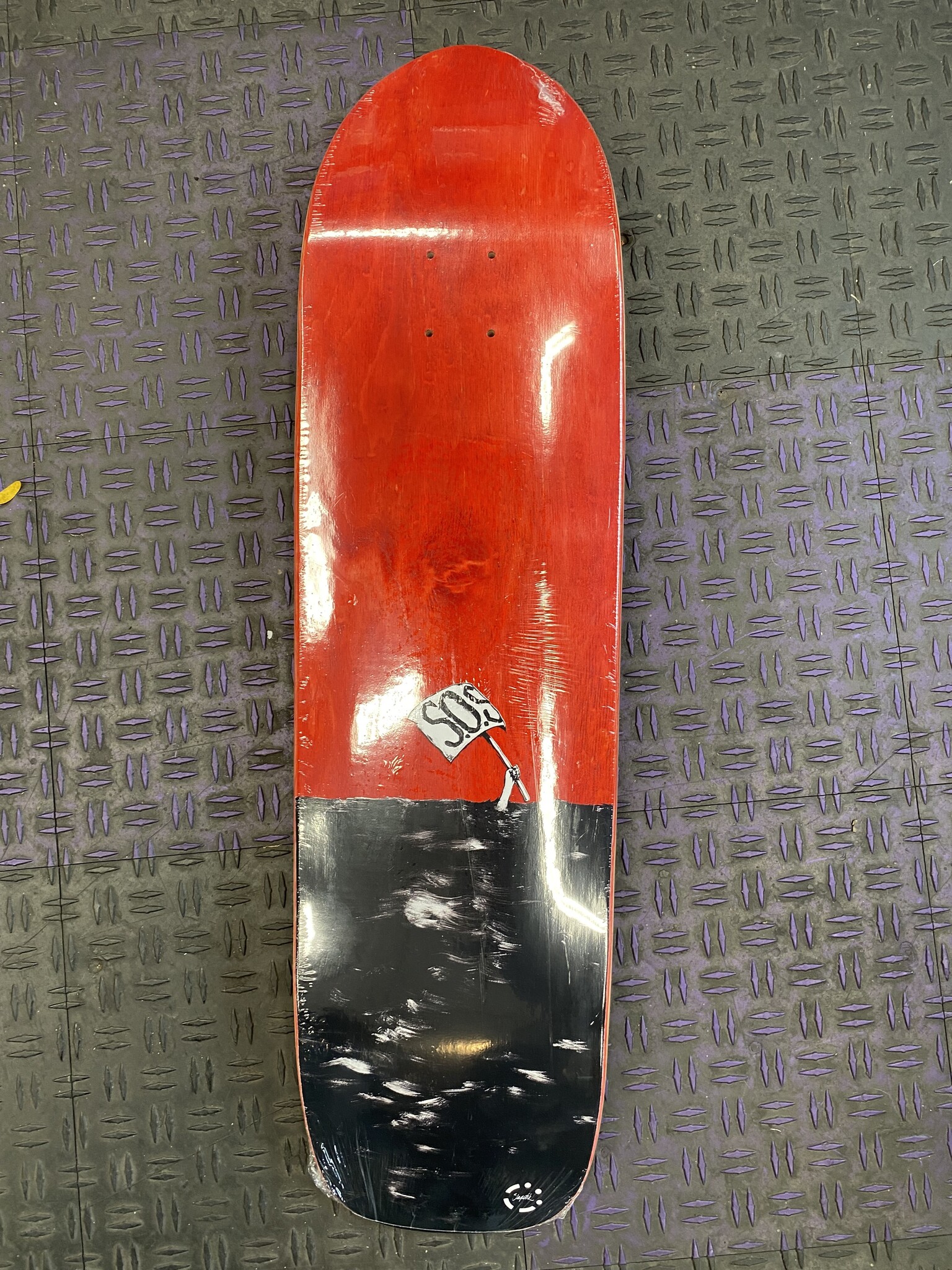 Slapstick SOS Flag deck 9" 32.5 red/red - Firehouse Bicycles