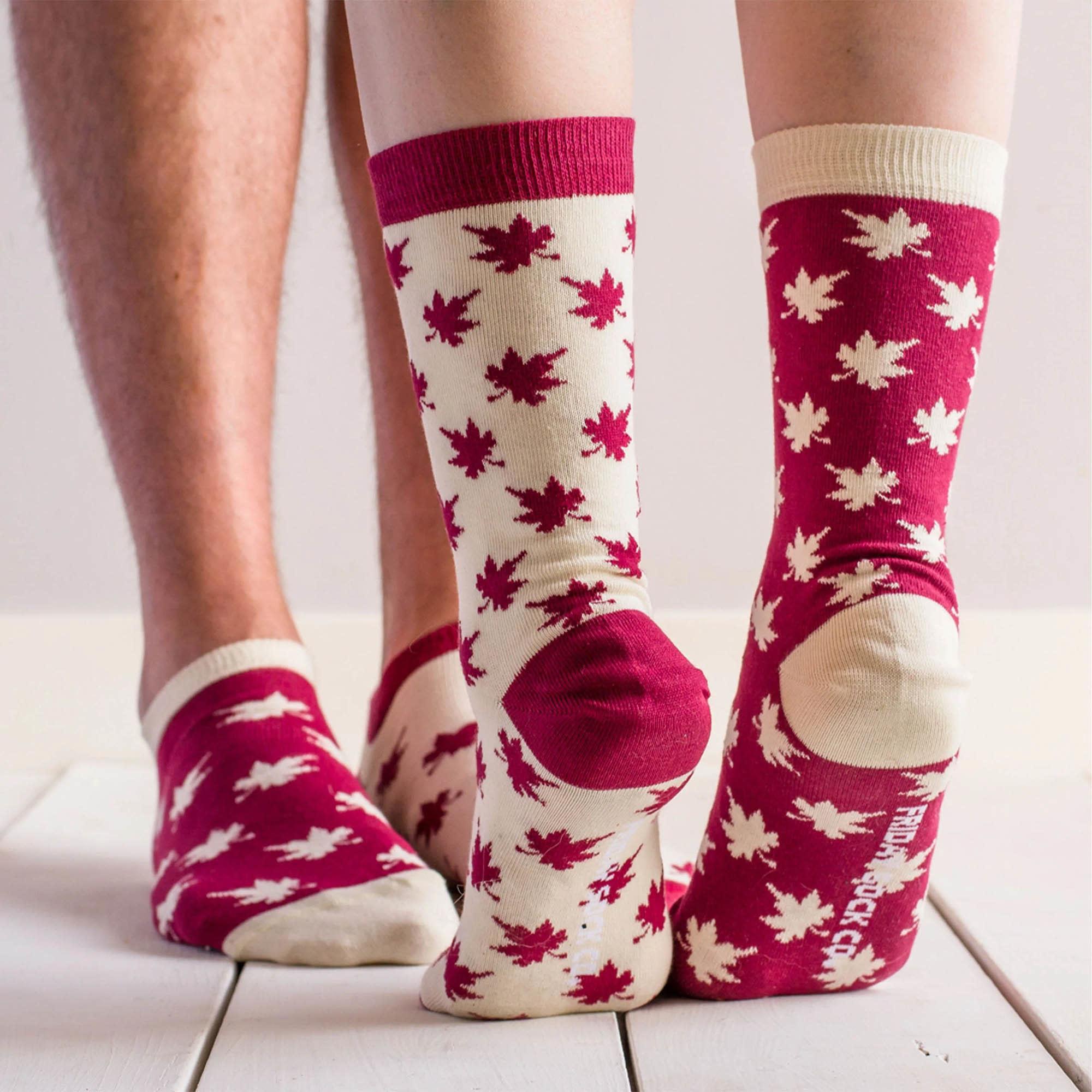 Women's Canadian Maple Leaf Socks - Livingstone Outdoor