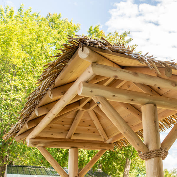 Tropical Paradise Tiki Bar w/Synthetic Thatch Roof - Livingstone Outdoor