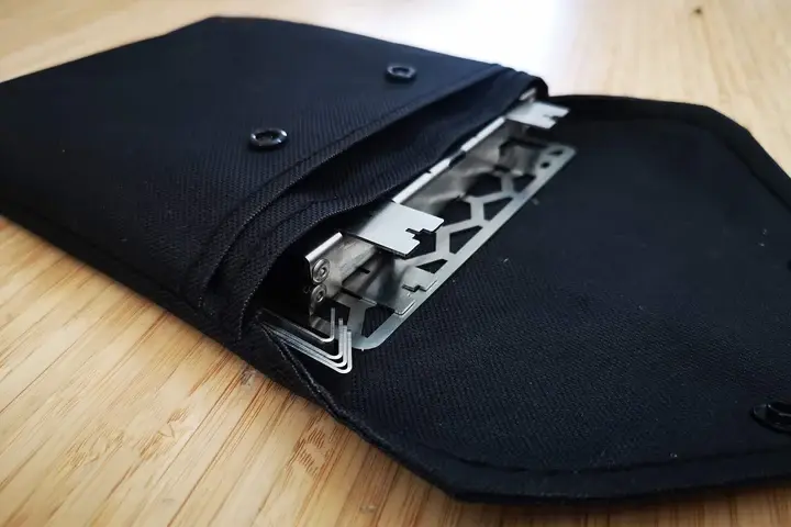 Black Earth Venture Bag - Livingstone Outdoor