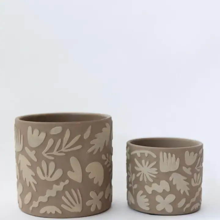 Brown Terracotta Flower Pot Large - Livingstone Outdoor