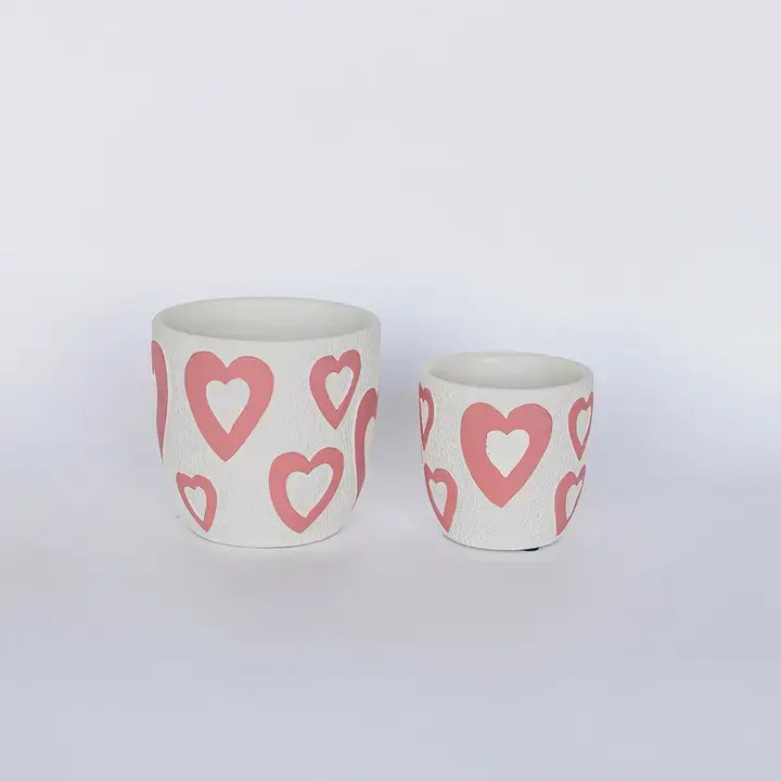 Forpost Trace Inc. Heart Terracotta Flower Pot Large - Livingstone Outdoor