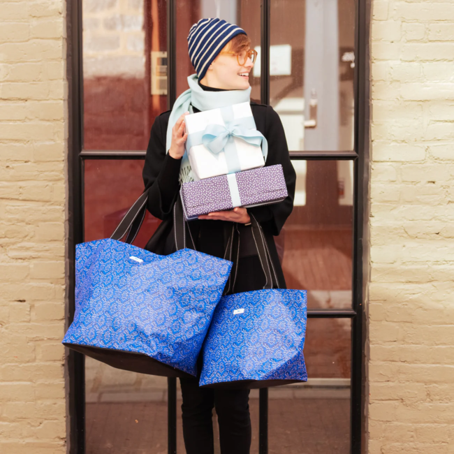 Scout Weekender Travel Bag in Merci Beau Blue - Her Hide Out