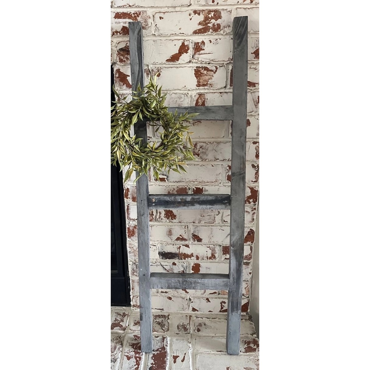 42-350-G Wood Ladder Gray - Phillips Trading