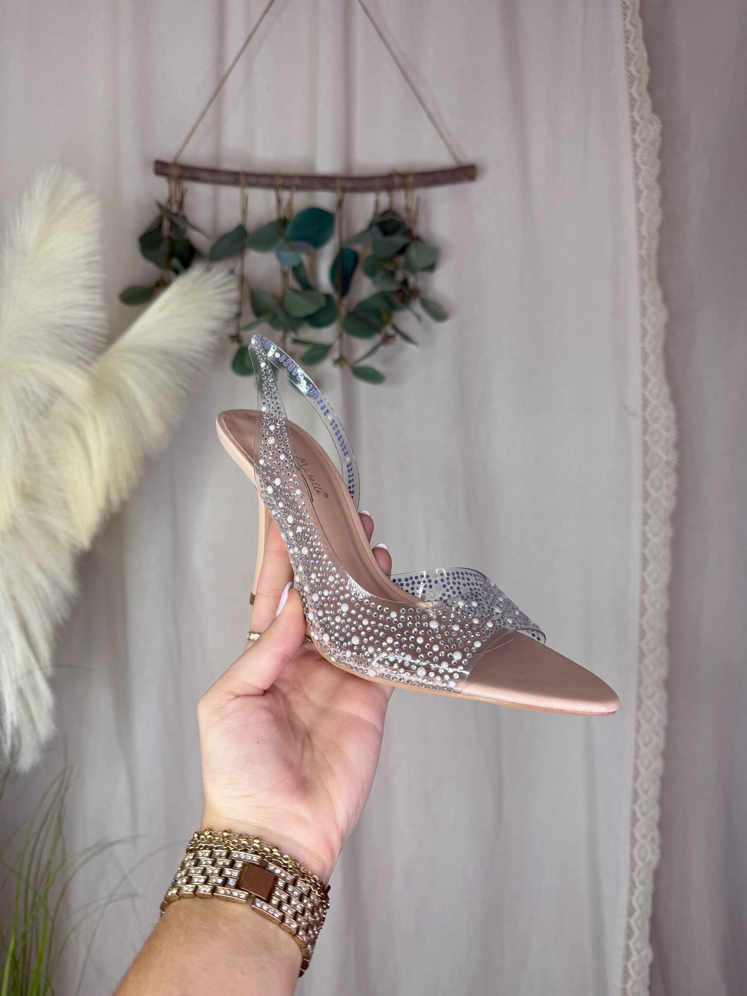 Trace-12 Clear Stone Pointed Heel - The Cherry Lane Boutique