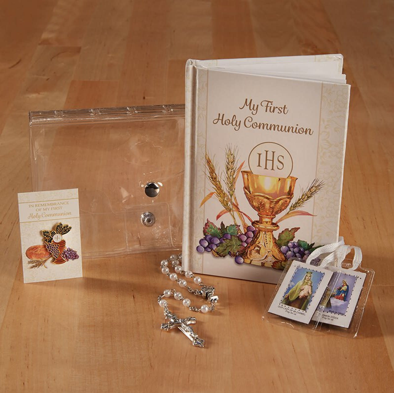 First Holy Communion Gift Set White - St. Paul's Catholic Books & Gifts