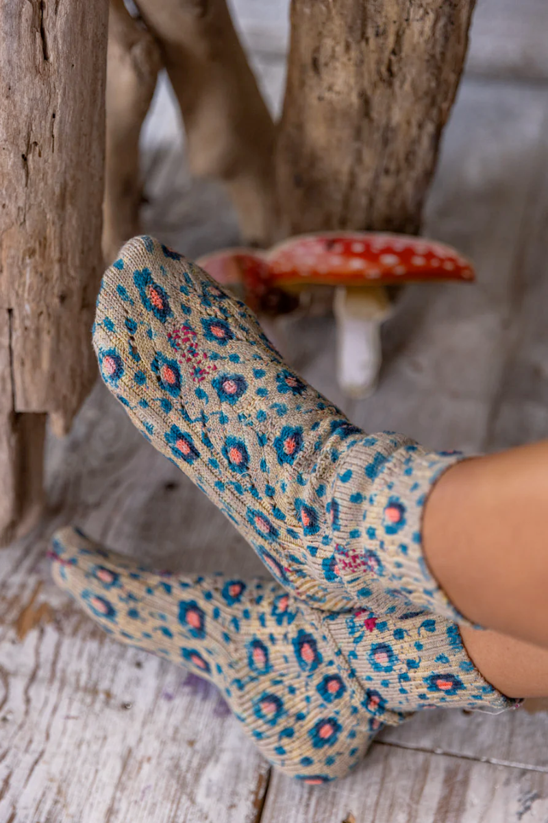 Magnolia Pearl Floral Lil Dipper Socks in School Girl - Shady & Katie ...