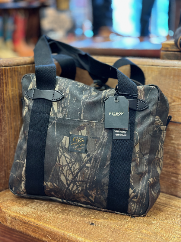 Buy Filson Bags – Rugged Outdoor Packs & Travel Gear - Hewlett & Dunn