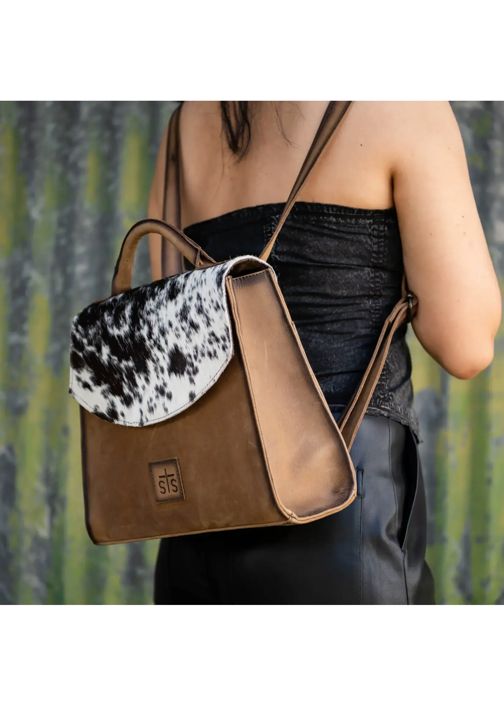 STS Ranchwear No. 32763 Cowhide Remi Backpack - Hewlett & Dunn