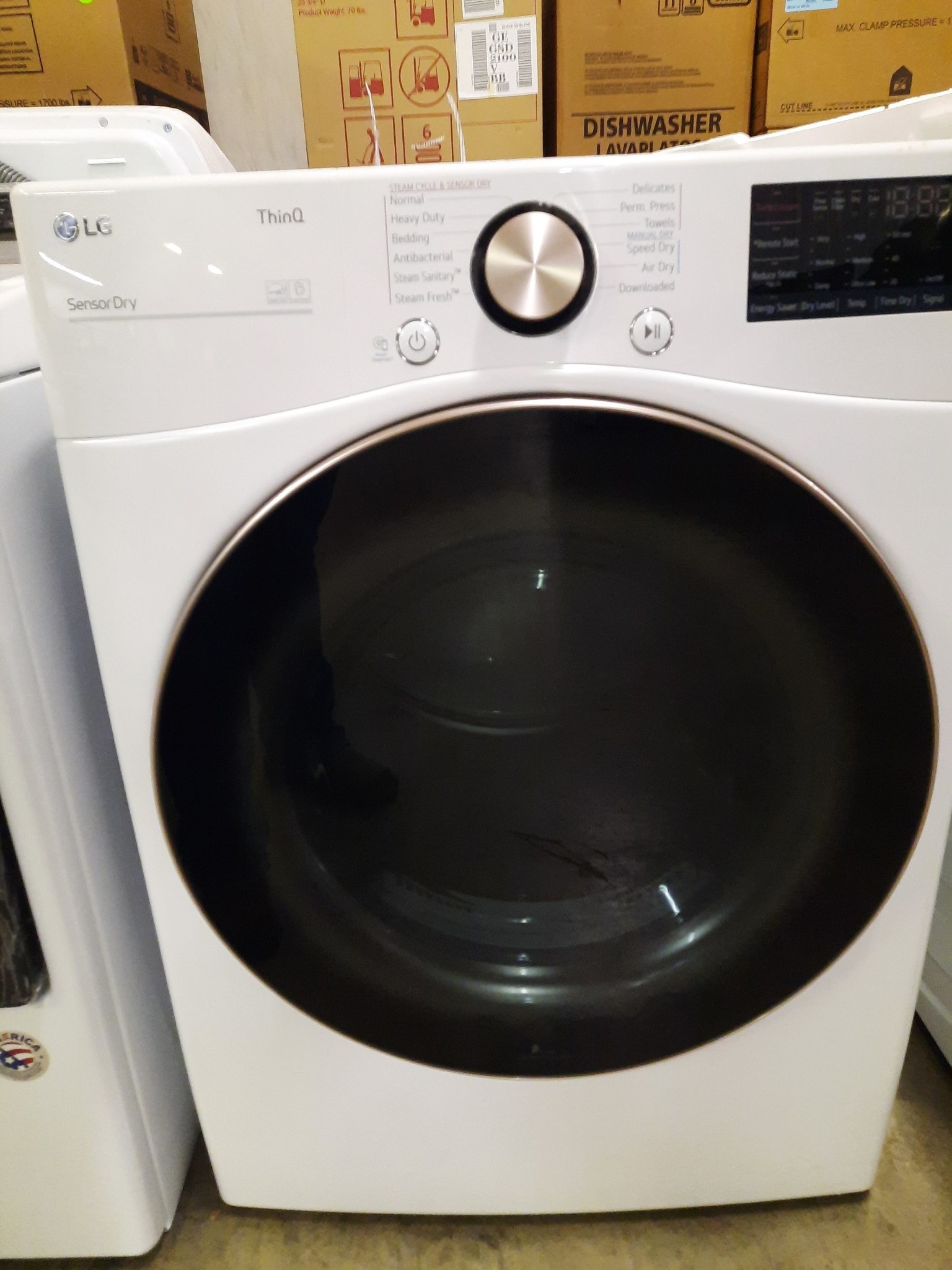 LG DLEX4000W 7.4 cu. ft. White Ultra Large Capacity Electric Dryer with ...
