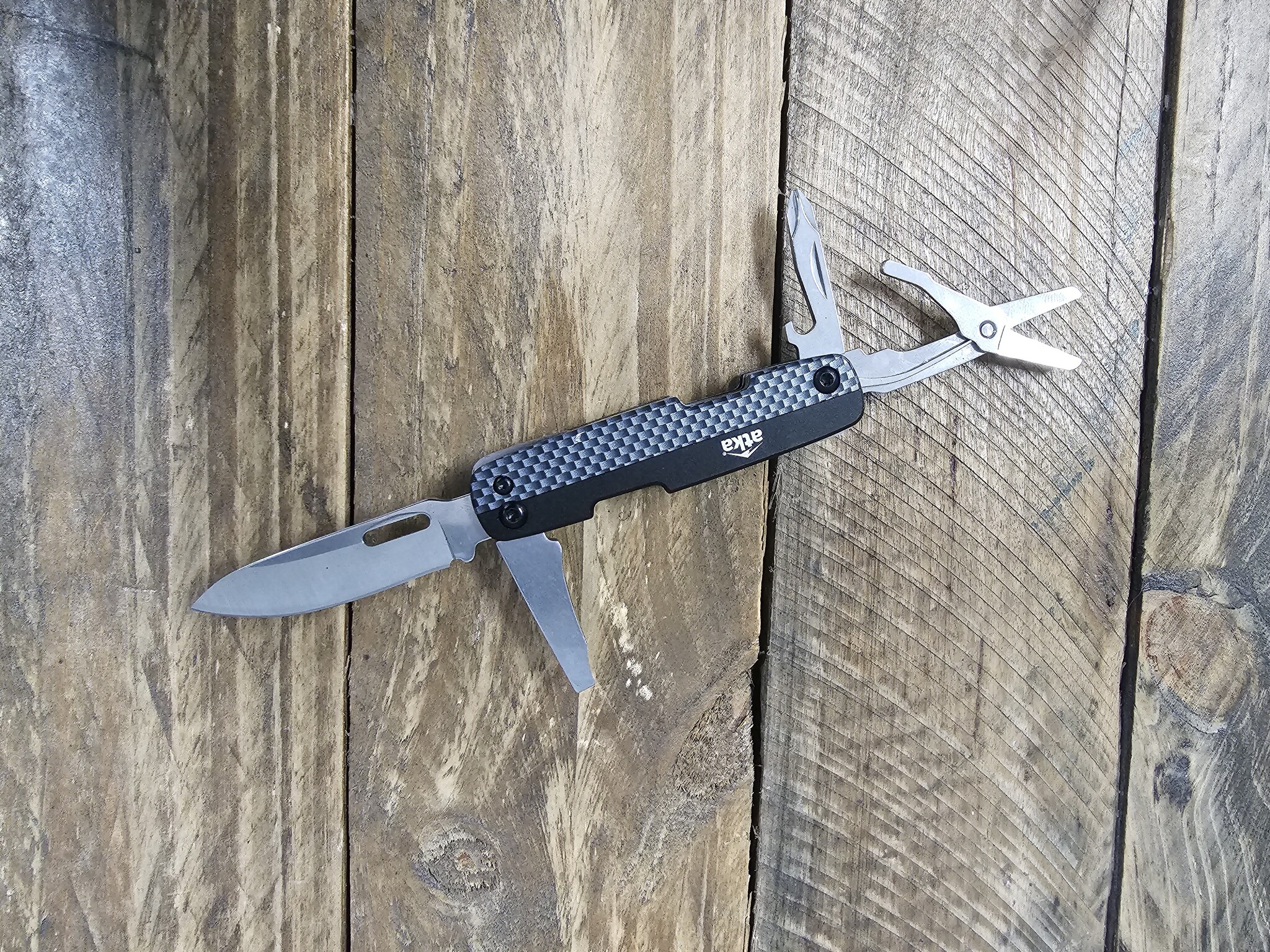 ATKA EDC Knife - Carbon Fibre - The 4wd Zone