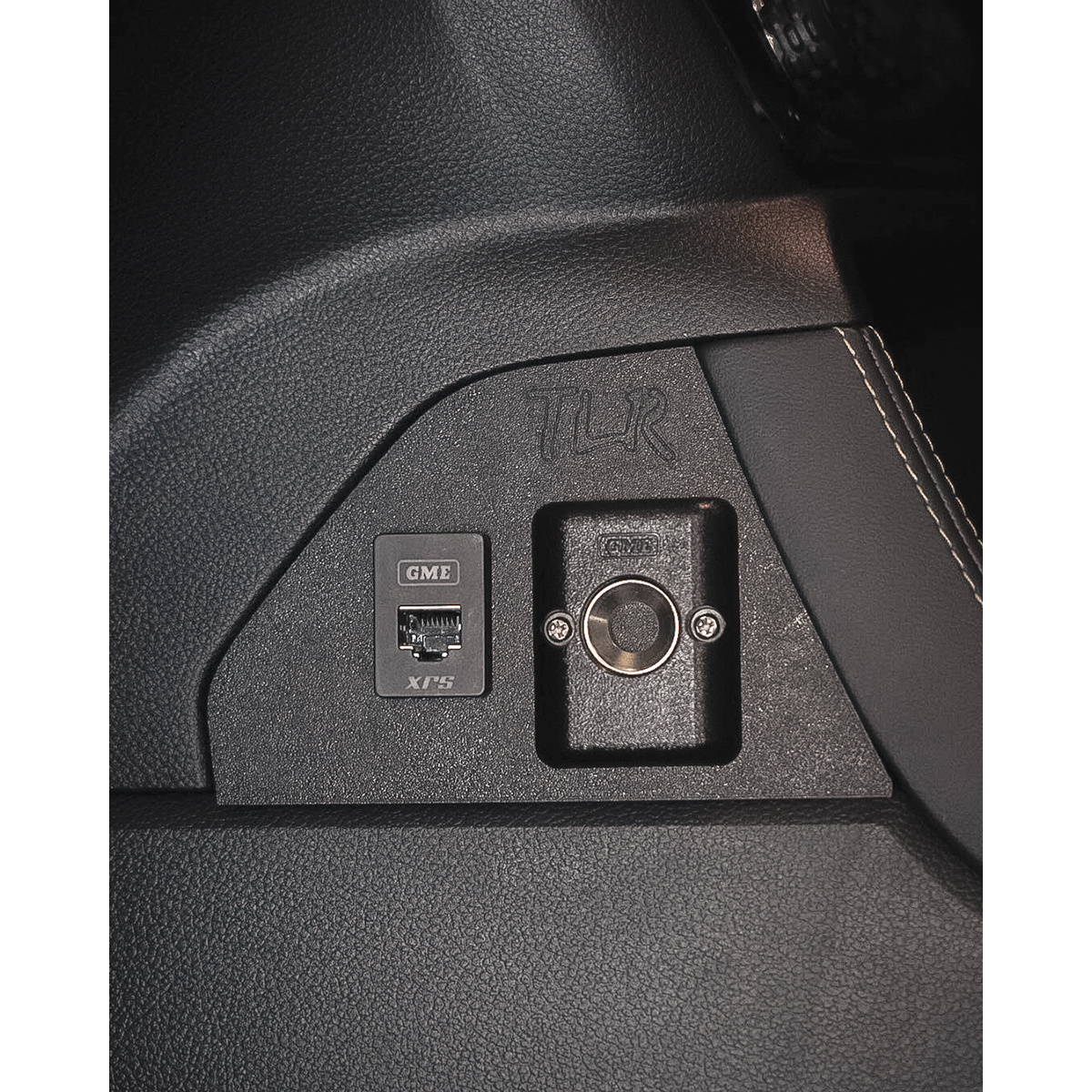 TLR - UHF Microphone Mount – Ford Ranger / Everest / Ranger Raptor ...