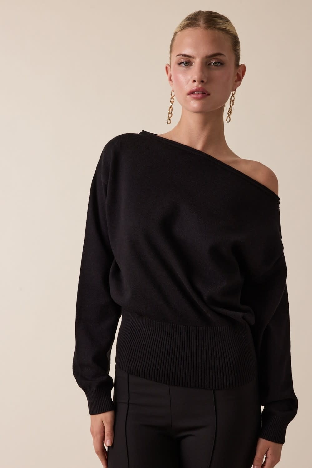 Fitted Waist Off The Shoulder Sweater - SPLASH