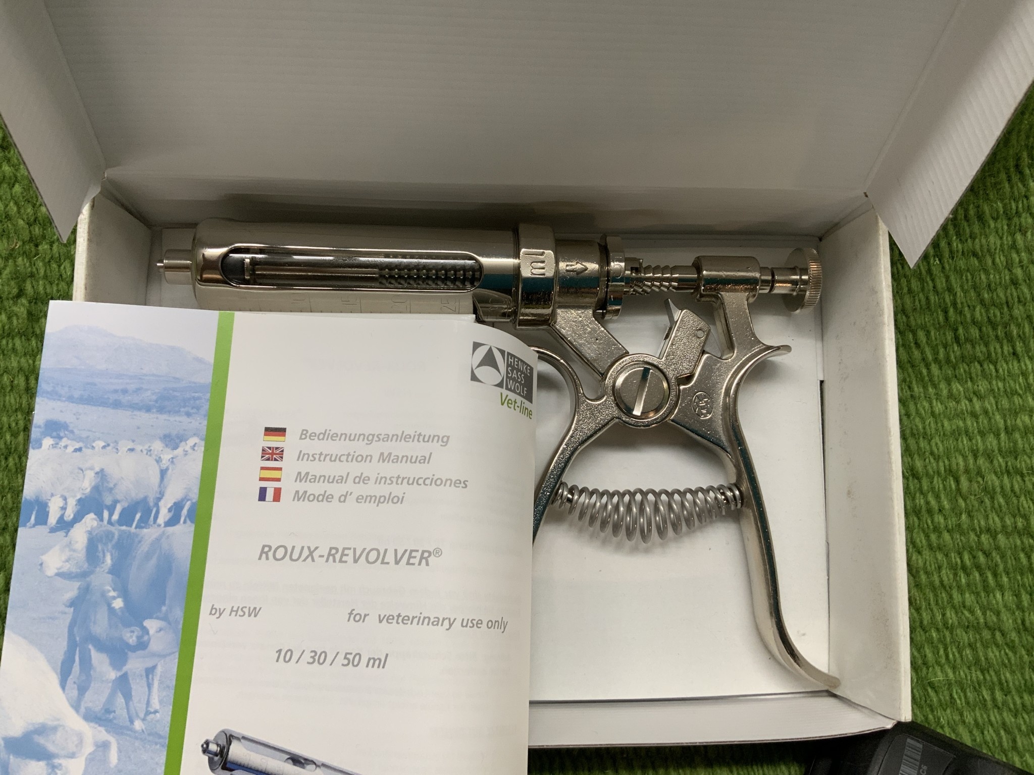 Roux Revolver 30ml 376-201 - Medicine Hat Feeding Company Livestock ...