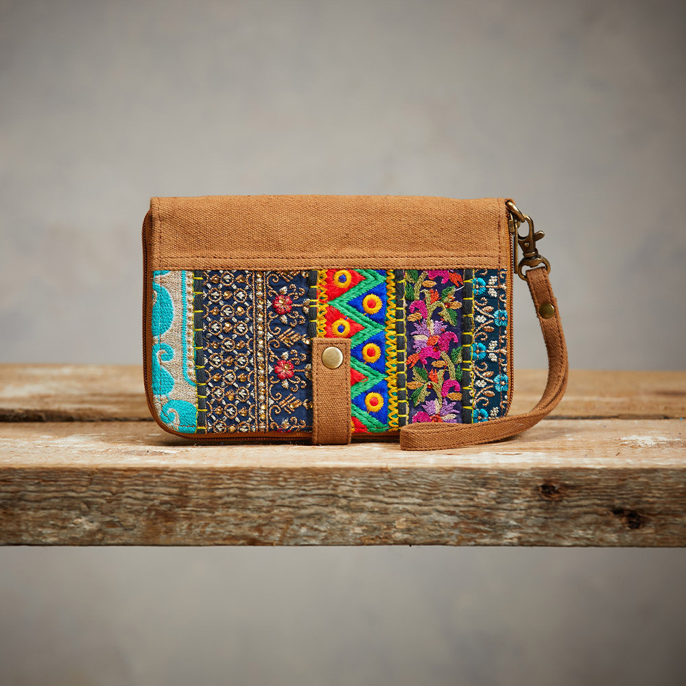 Jangali Sari Wallet - Bunyaad