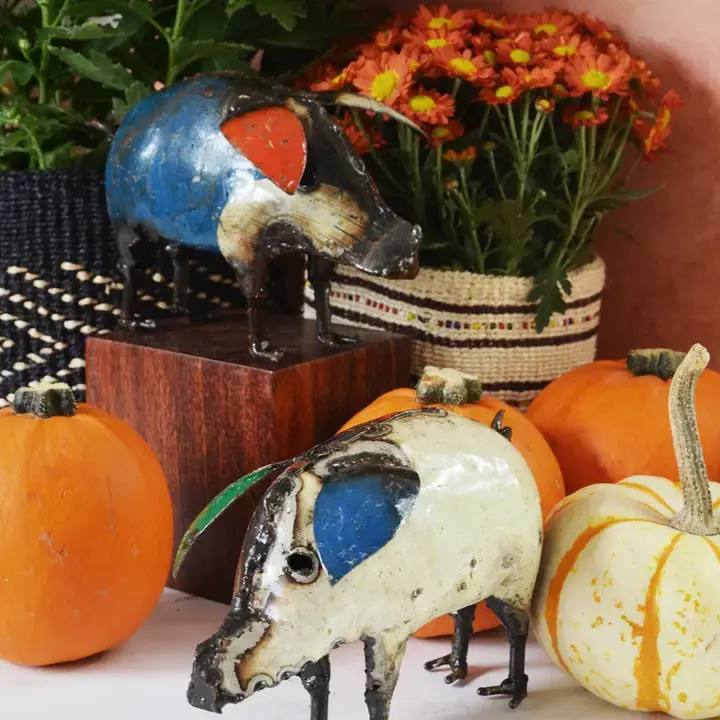 Recycled Metal Pig Sculpture 6" - Bunyaad