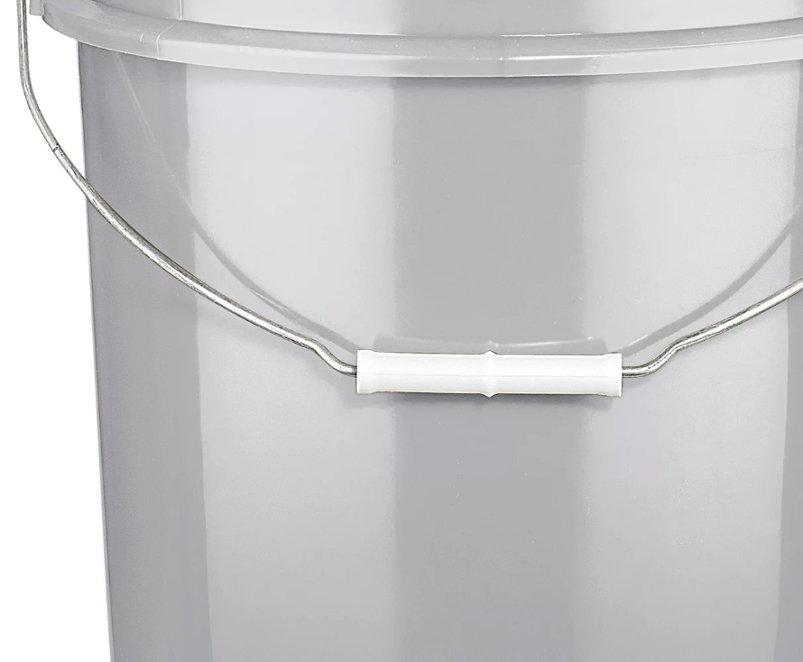 5 Gallon Bucket w/Wire Handle - Estero River Outfitters