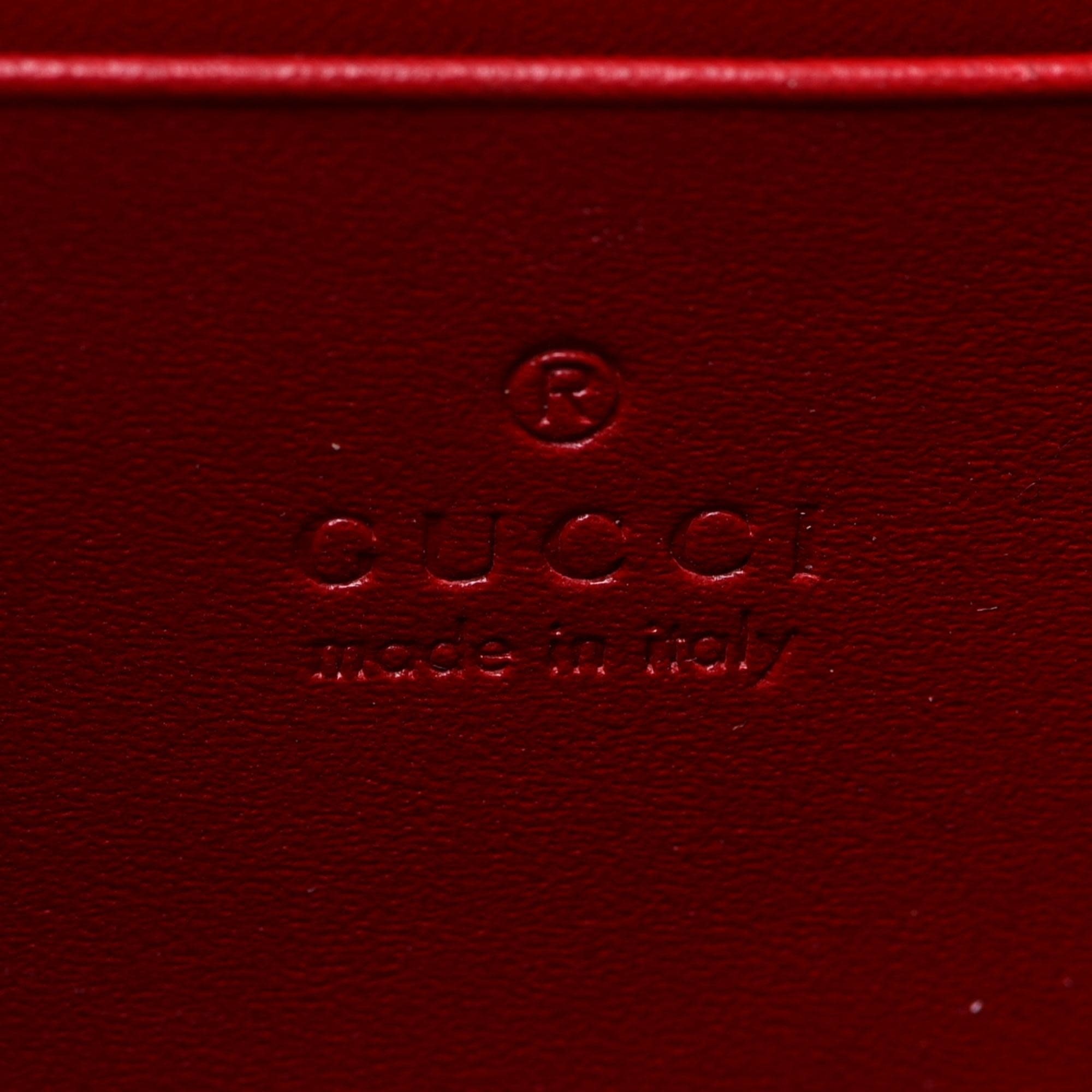 Red Gucci Logo Wallpaper