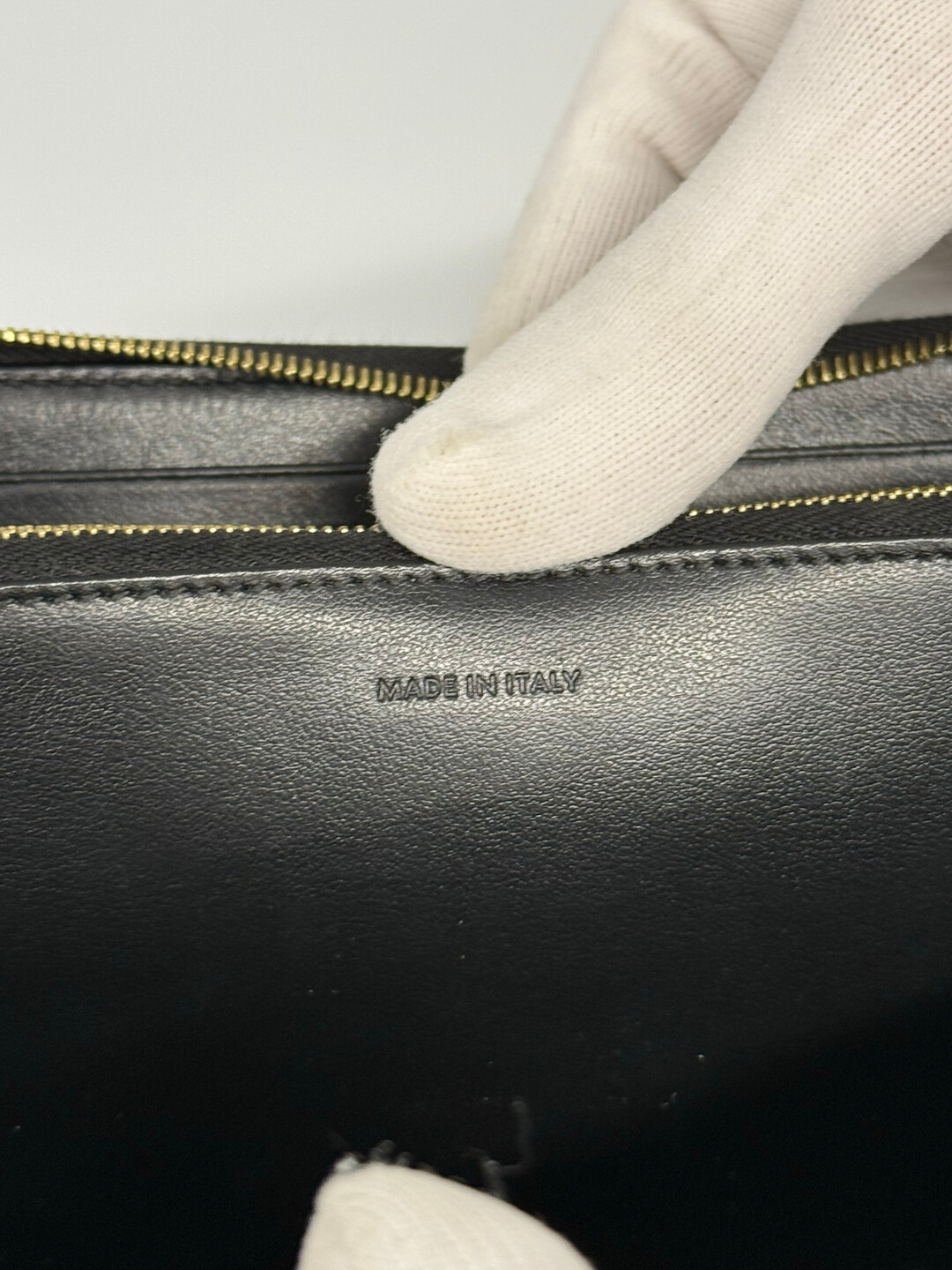 CELINE TRIOMPHE WALLET LOGO PRINTED FULL ZIPPER - CRTBLNCHSHP