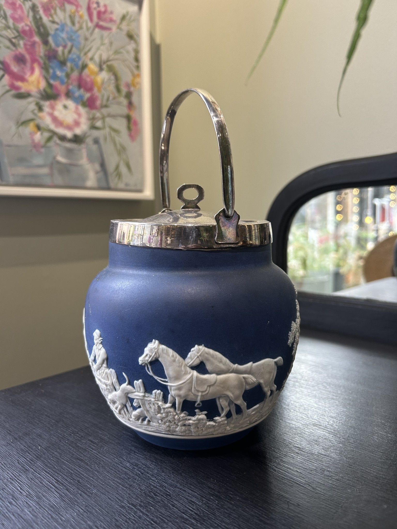 Wedgewood biscuit jar - Hansell and Halkett