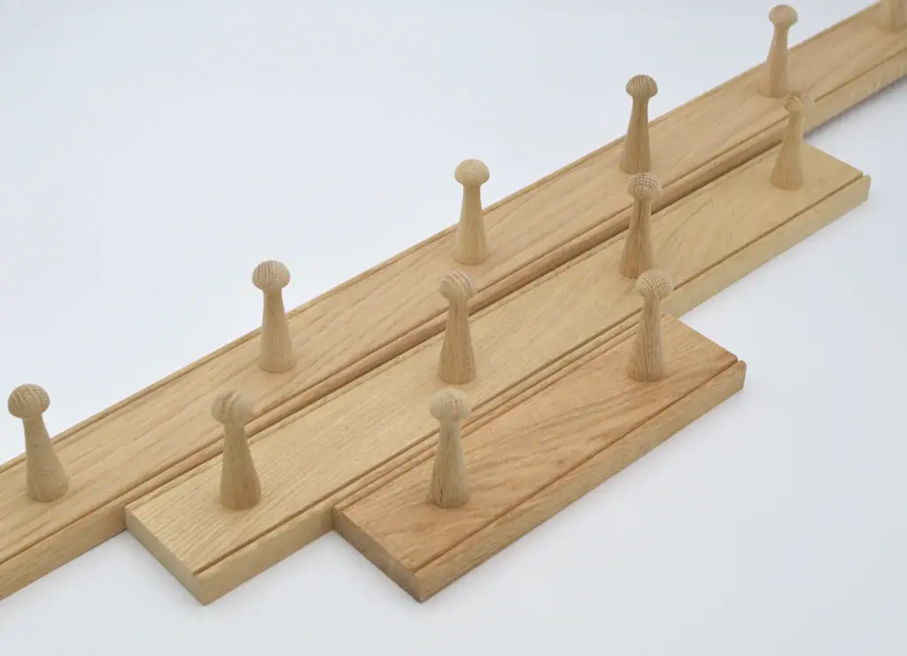Oak Utility Rail, 6 Peg - Hansell and Halkett