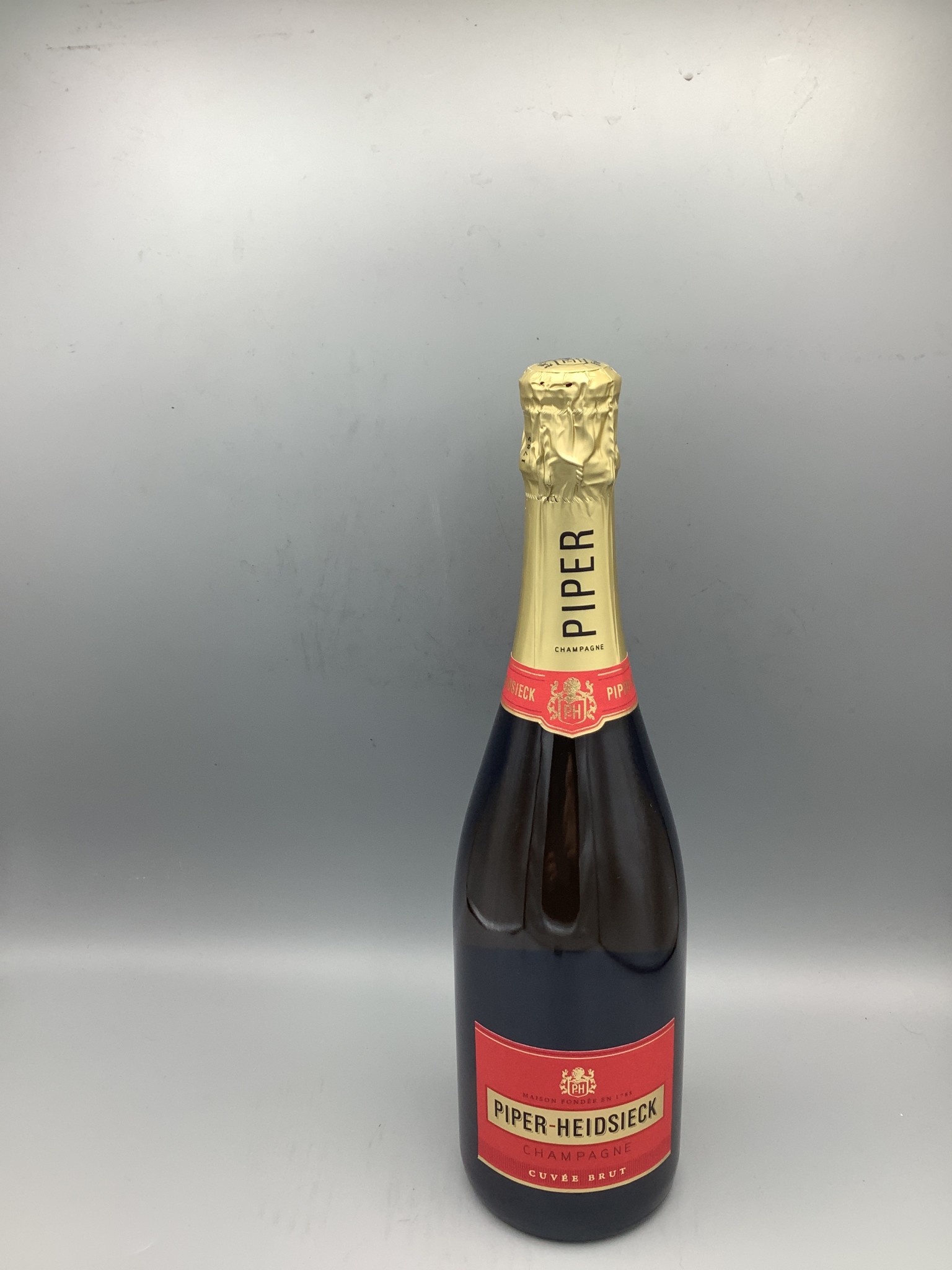 Piper-heidsieck cuvée brut champagne 750ml - Holly Main liquor