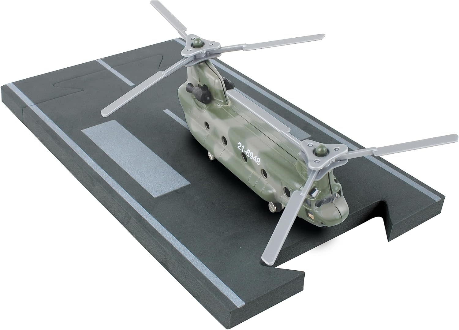 Runway24 CH-47 Chinook Helicopter - Wit & Whimsy Toys