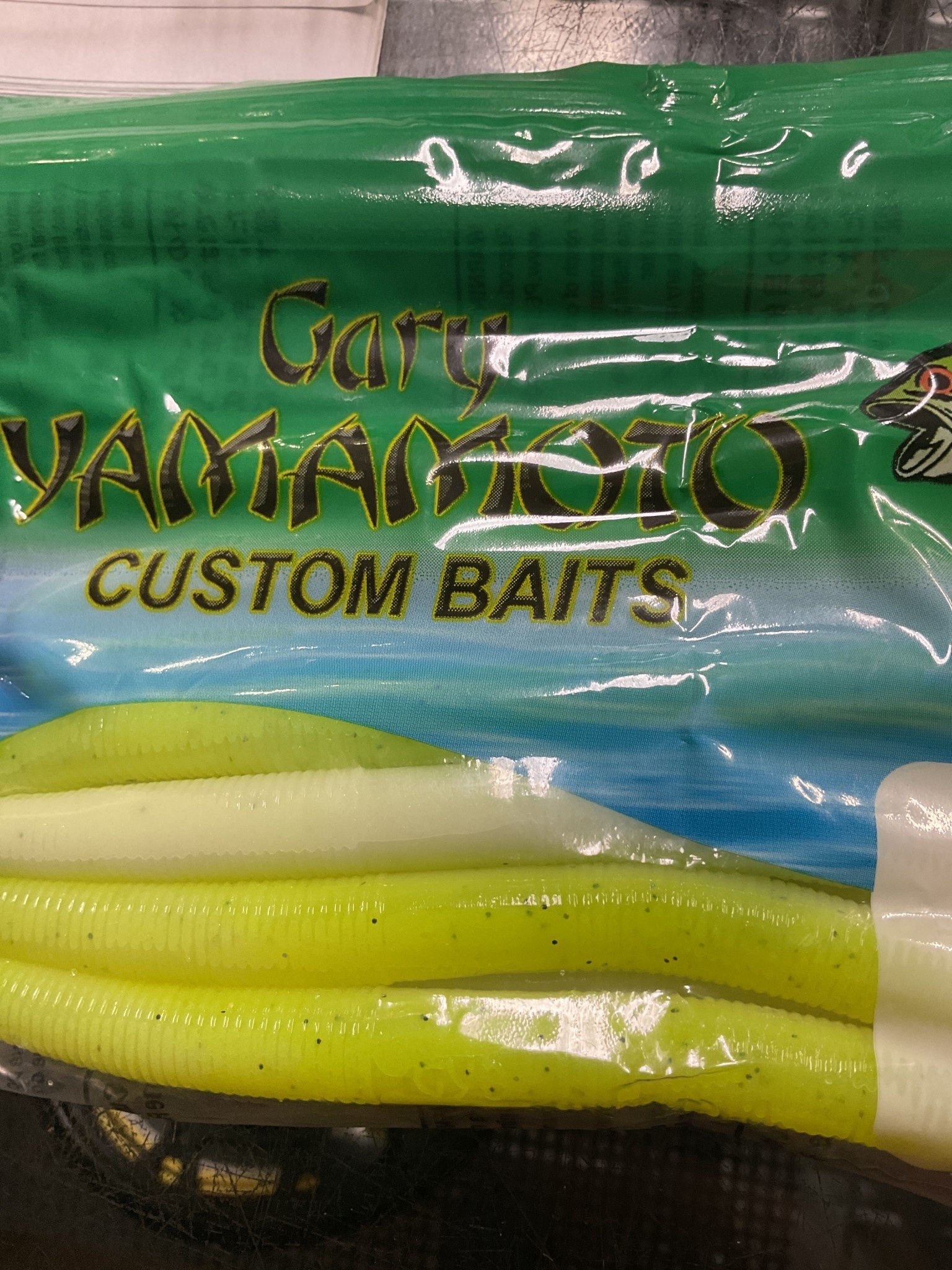 GARY YAMAMOTO CUSTOM BAITS 9-10-909 YAMAMOTO 5" YAMASENKO CHART/SHAD ...